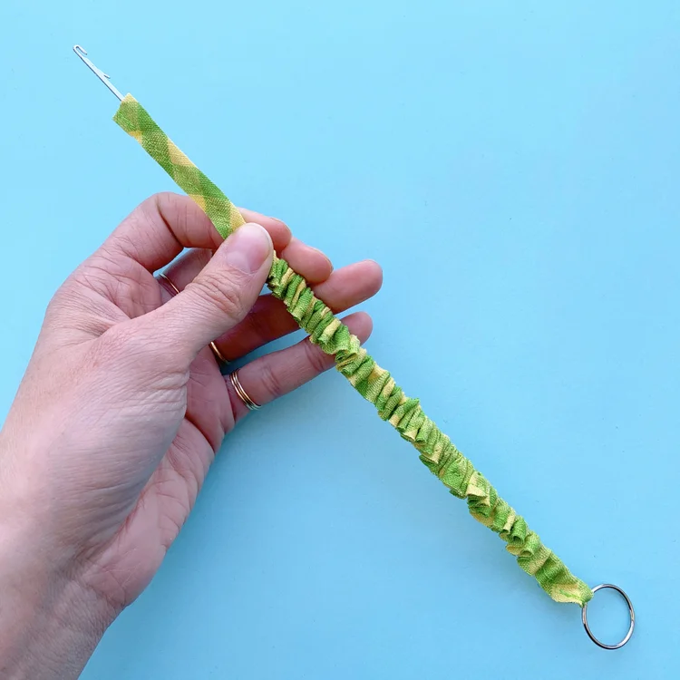 TUTORIAL: HOW TO MAKE SPAGHETTI STRAPS — BURIED DIAMOND