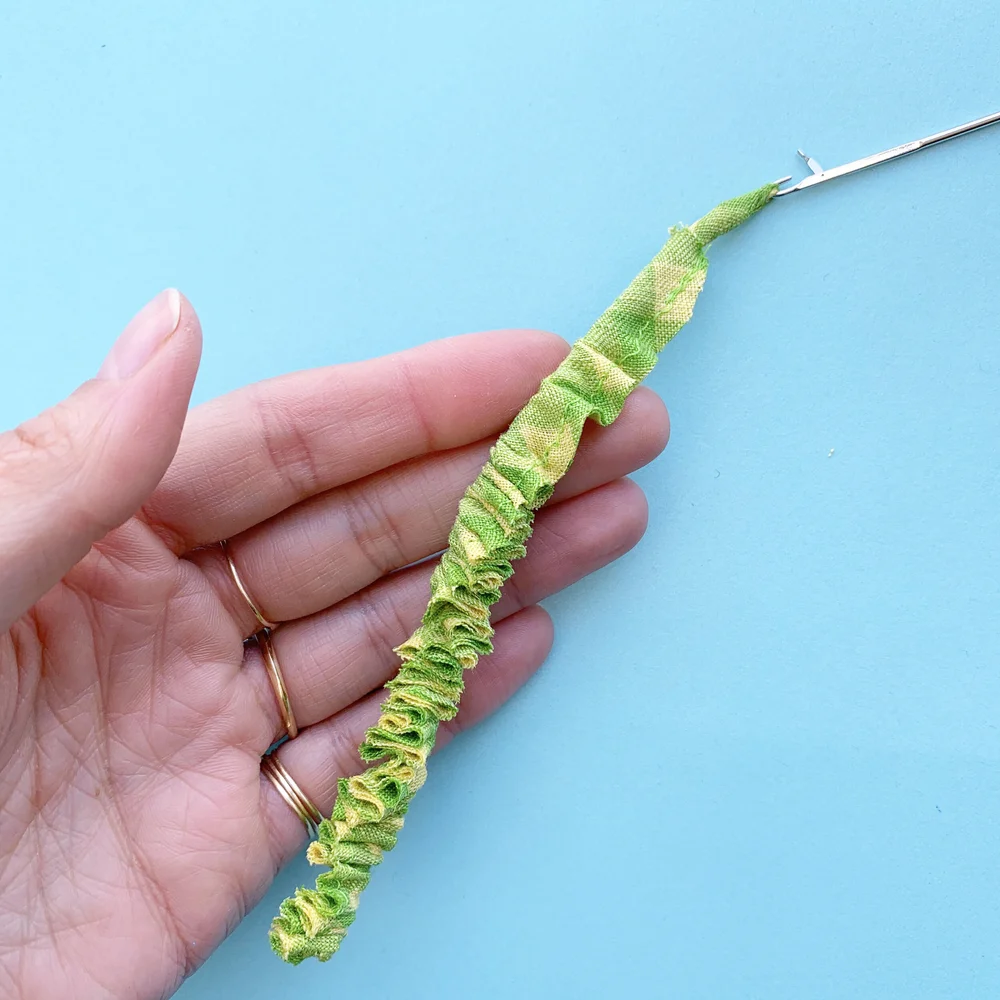 TUTORIAL: HOW TO MAKE SPAGHETTI STRAPS — BURIED DIAMOND