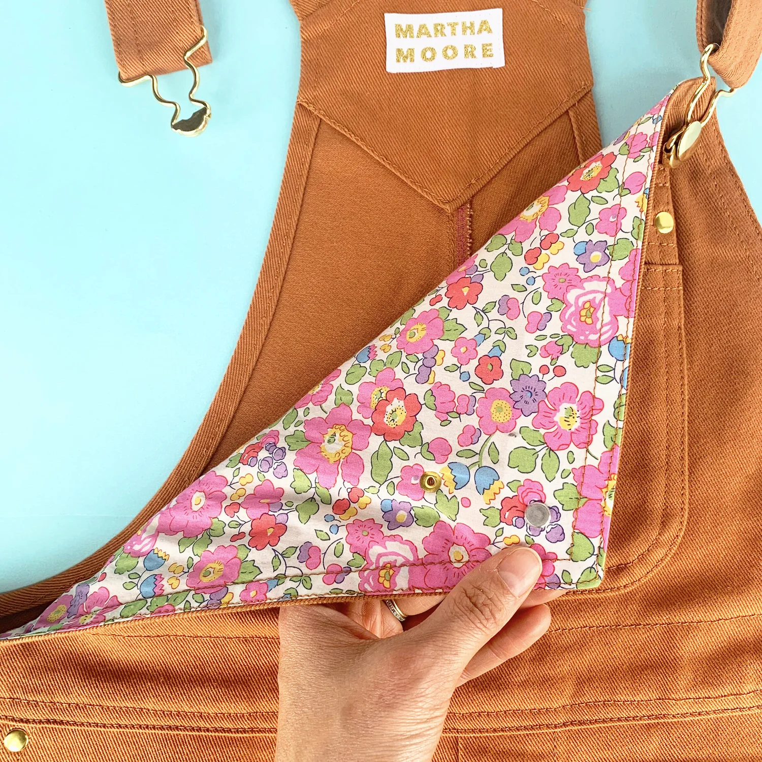 OVERALLS! Practical with a Touch of Gold: Kwik Sew 3897 aka K3897 ...