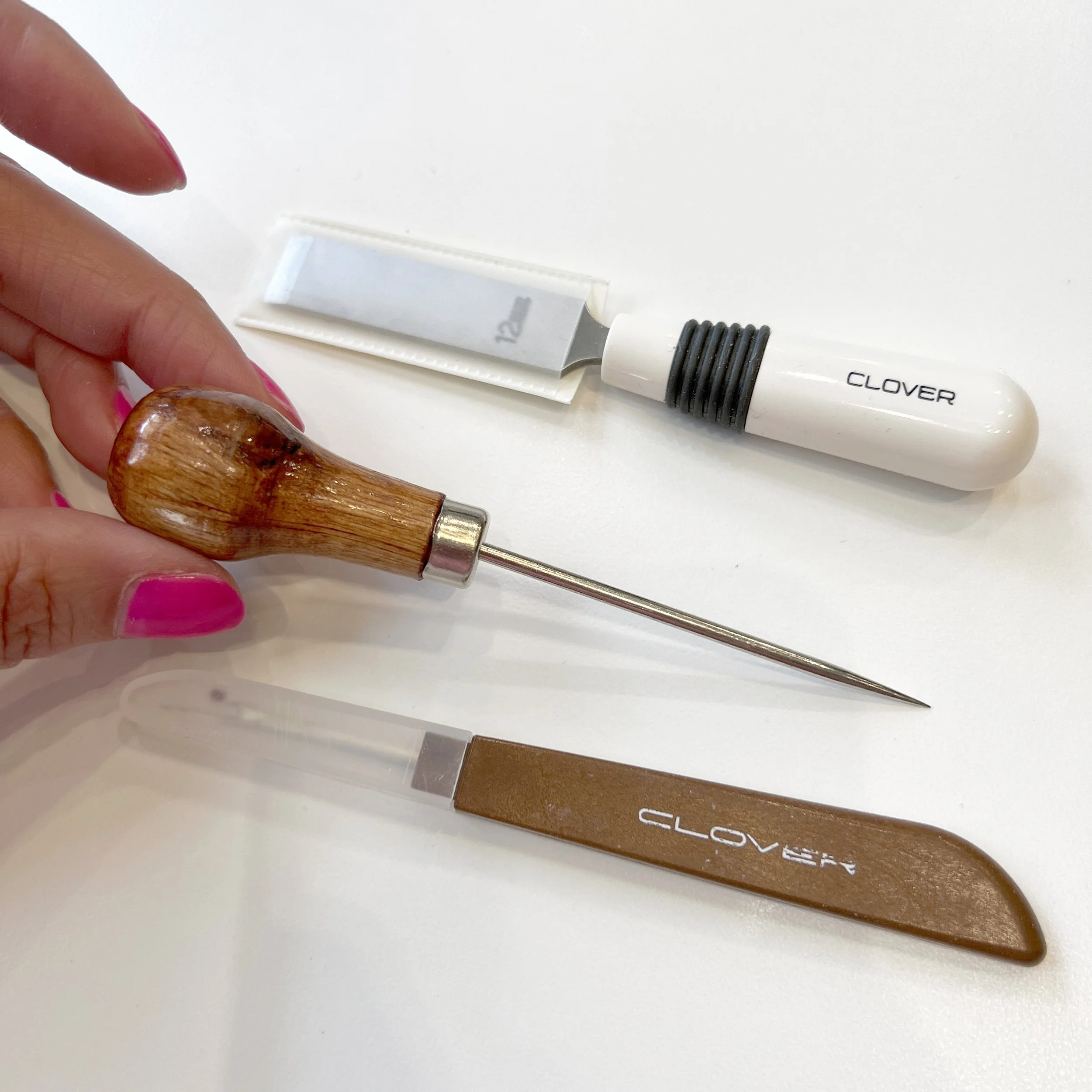 MY MINIMAL SEWING KIT - WHAT I PACKED WHEN MOVING ABROAD — BURIED DIAMOND
