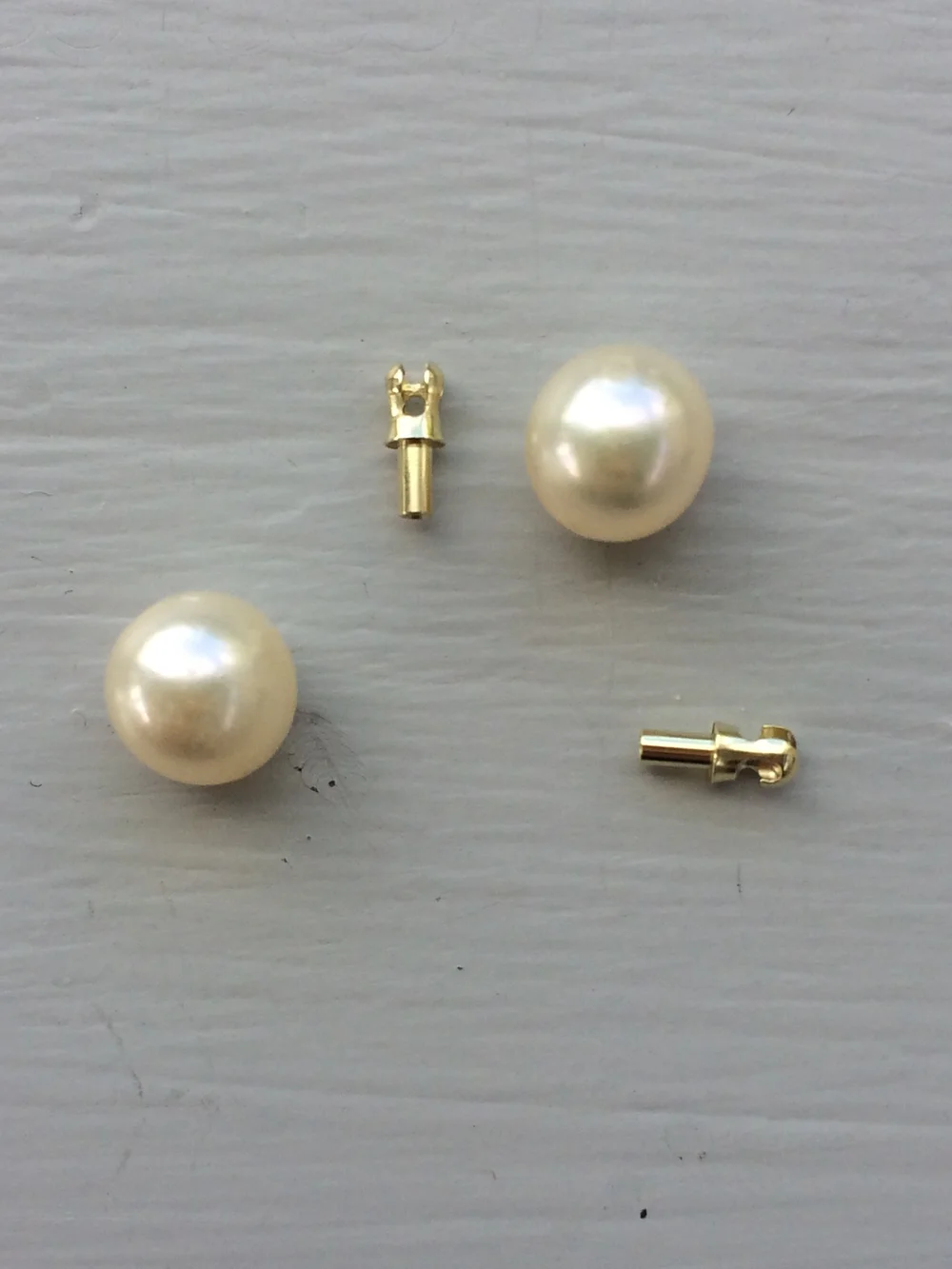 Blogging pearl restringing, hand crafted clasps, statement necklaces ...