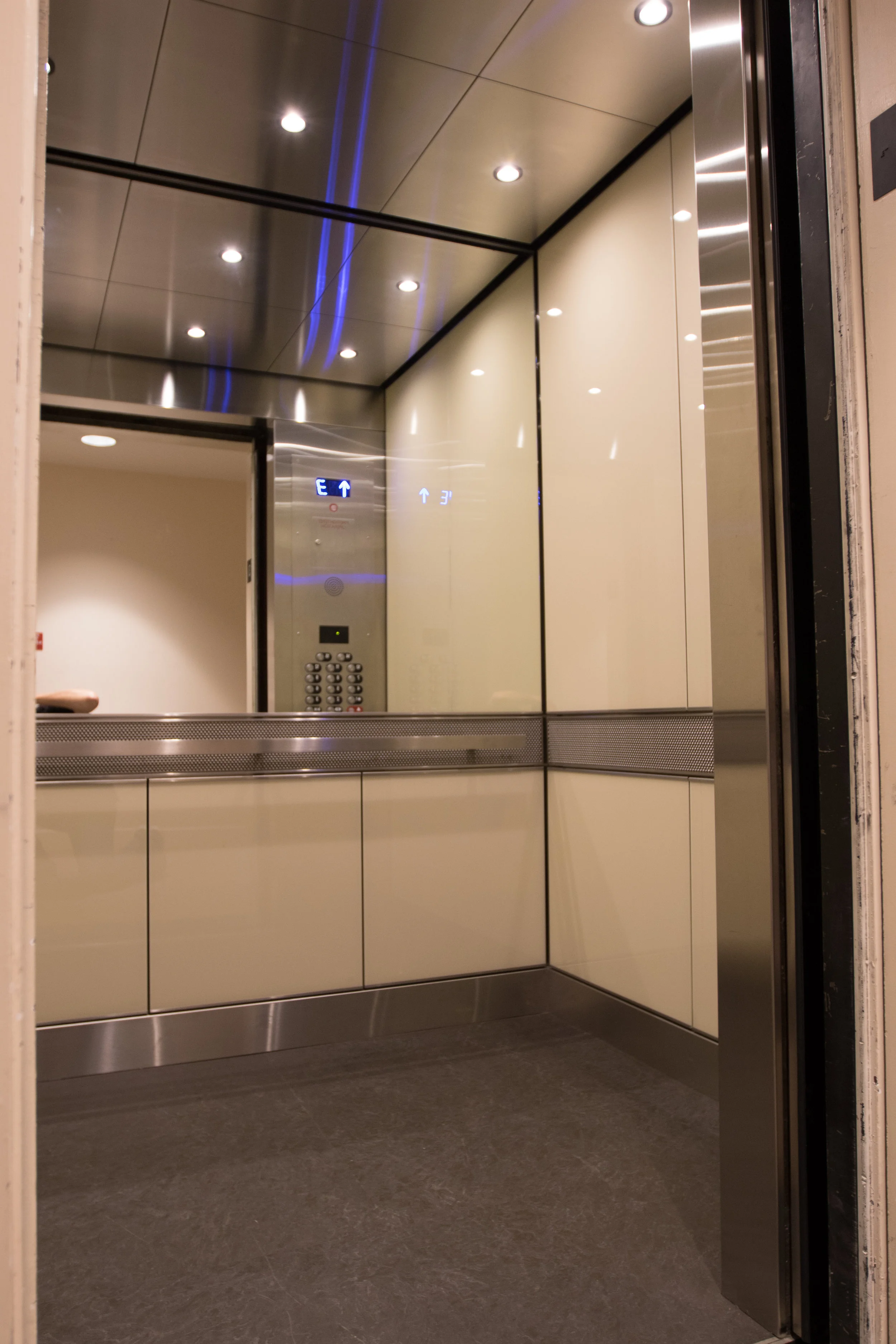 Star Elevator Modernization of The Metropolis Trust Building — Projects