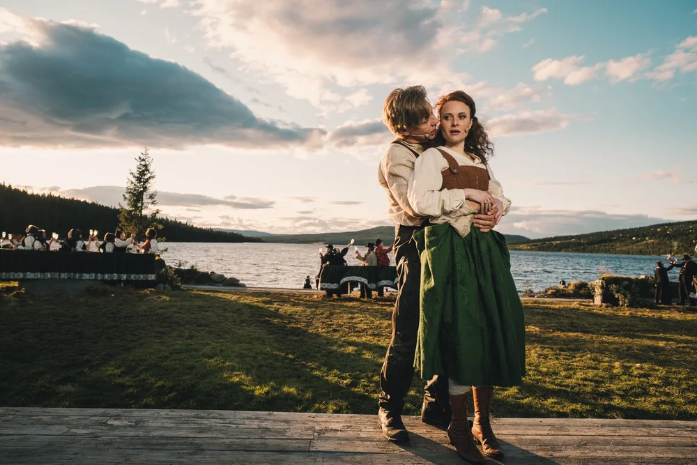 PEER GYNT PÅ GÅLÅ 2026, PAKKER MED TRANSPORT, MIDDAG OG NATTMAT — RUTEN ...