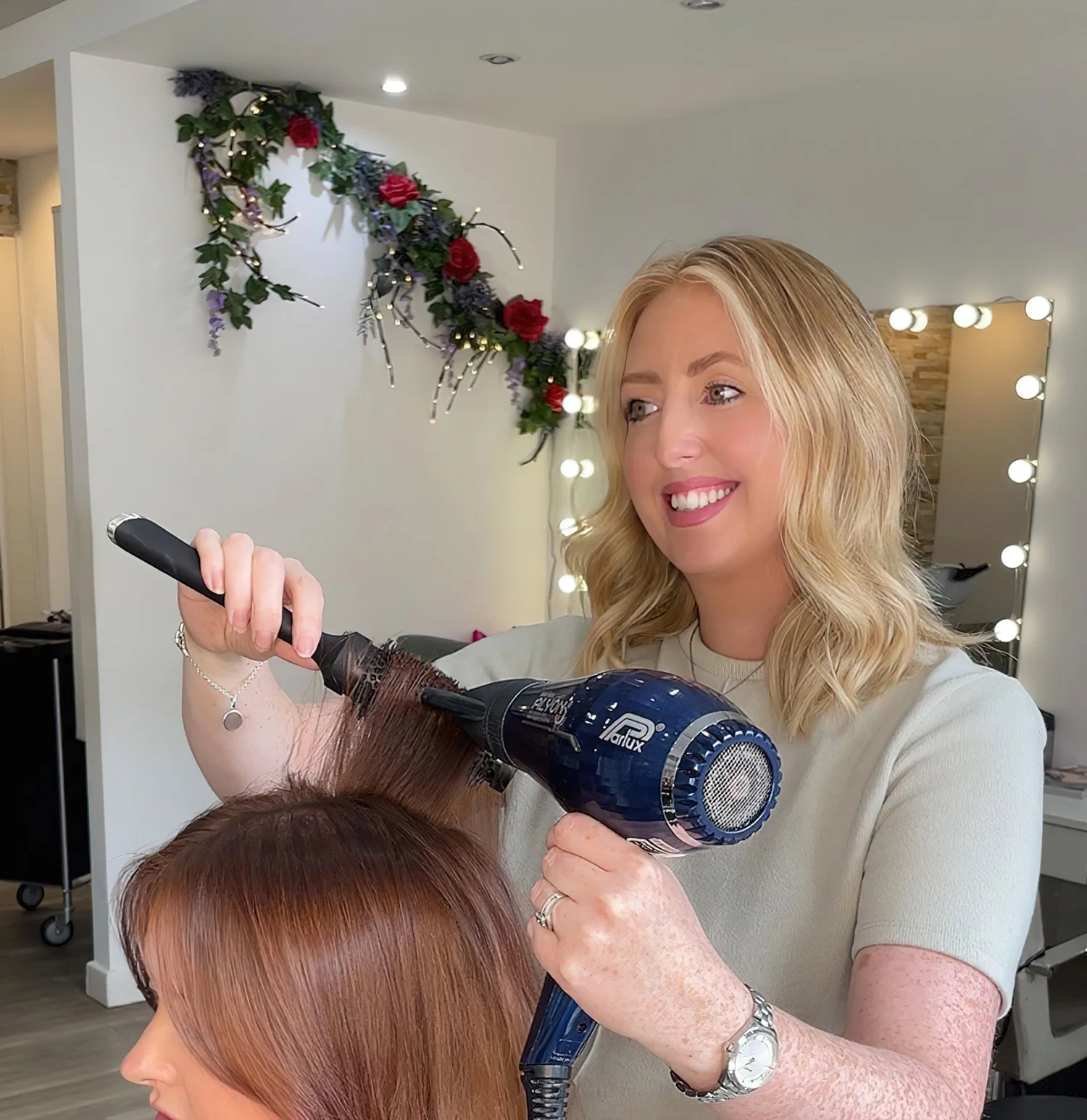 LUXE — PROFESSIONAL HAIR & MAKEUP