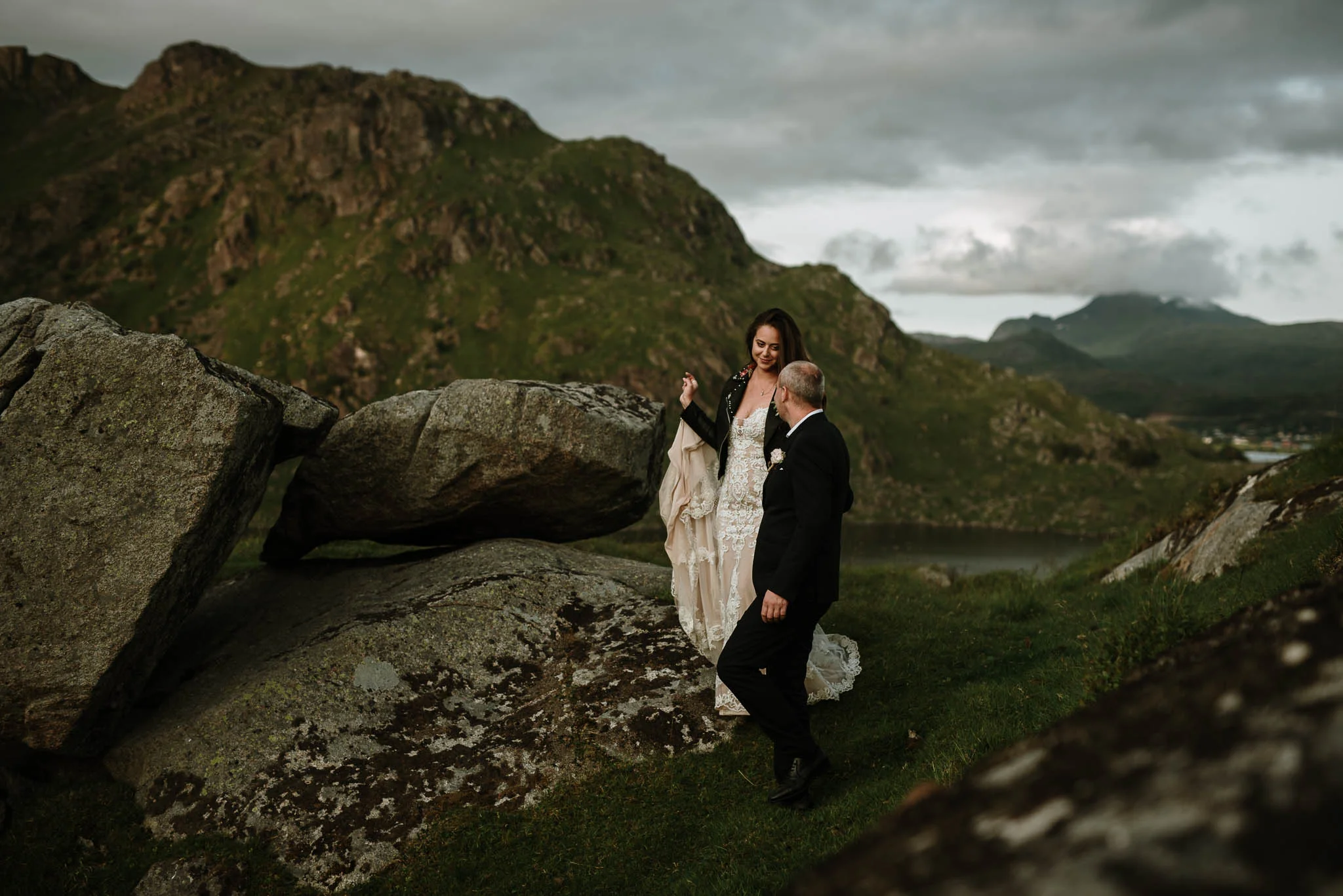 Chelsea + Morten - Et bryllupseventyr i Harstad og Lofoten ...