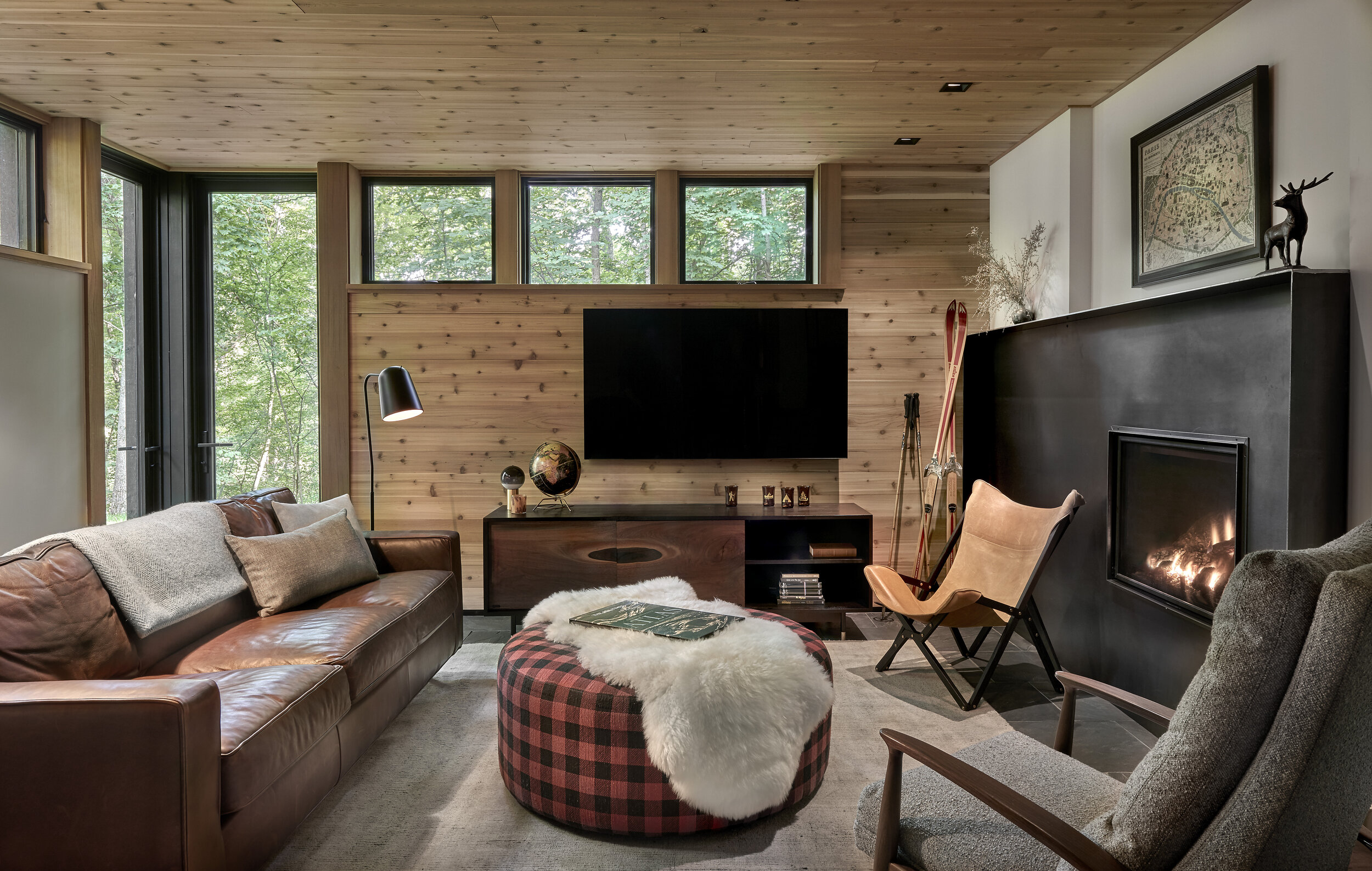 Lawless Retreat — Searl Lamaster Howe Architects