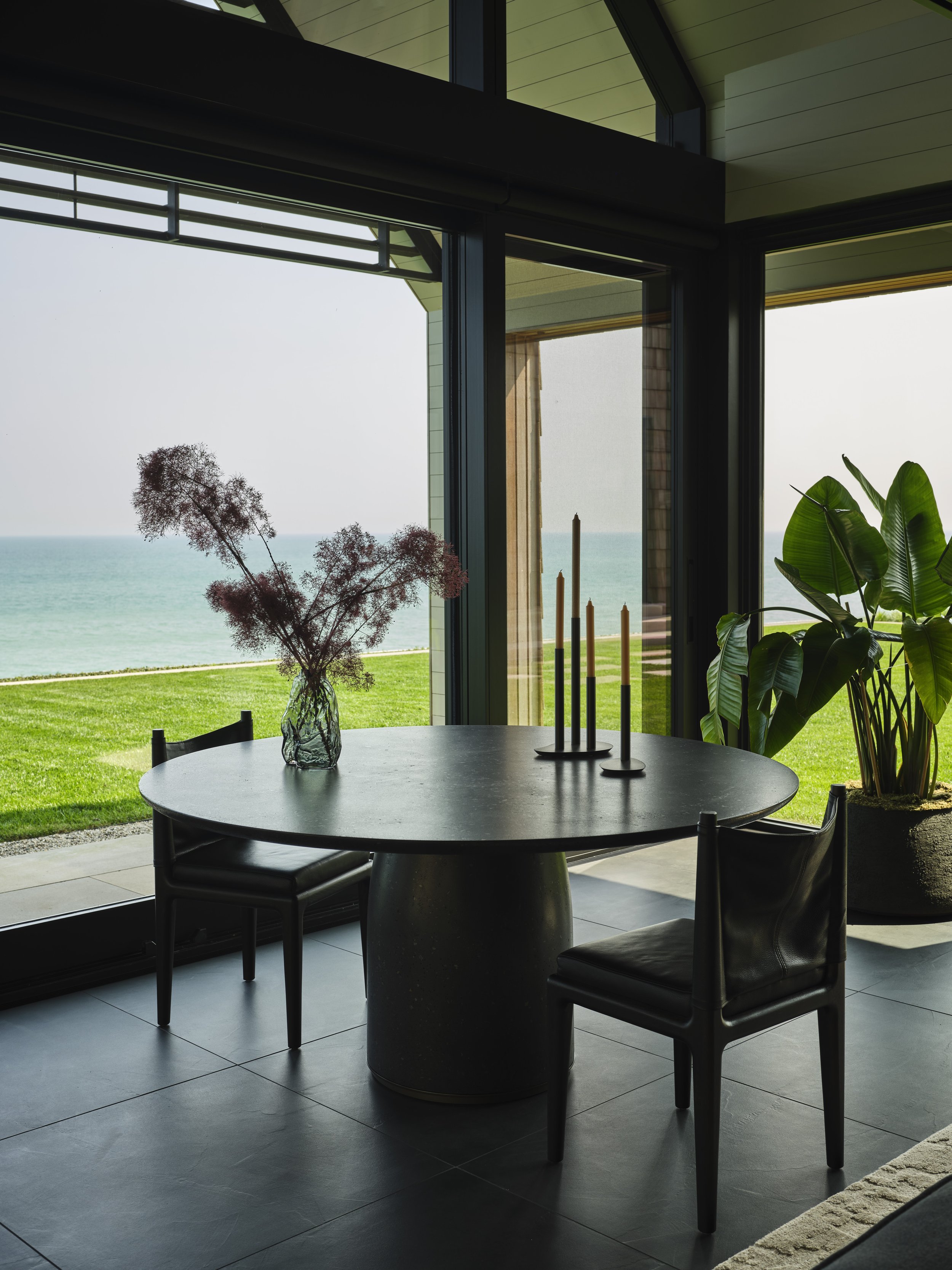 Blufftop Residential Lake-House — Searl Lamaster Howe Architects