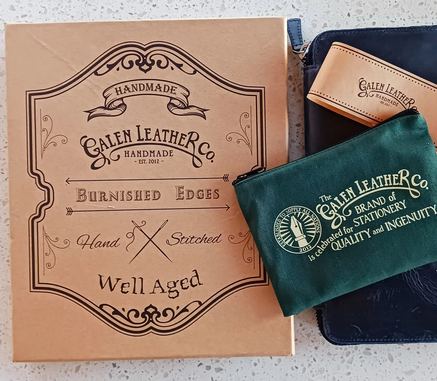 Galen Leather B5 Portfolio Review: the Value of a Creative Container ...