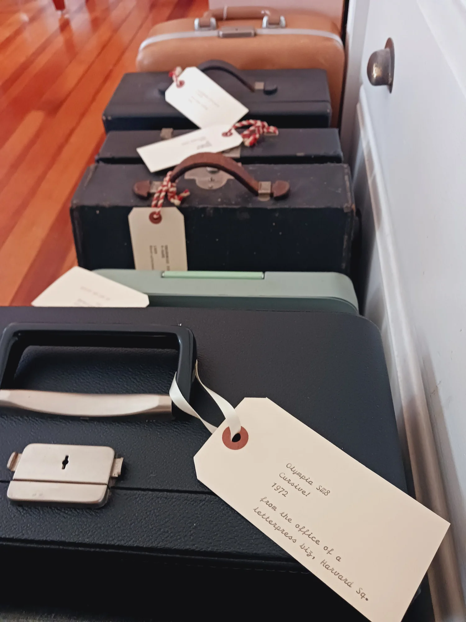 Typewriter Letter-Writing at The Paper Mouse: a Fun Event! — Paper Blogging