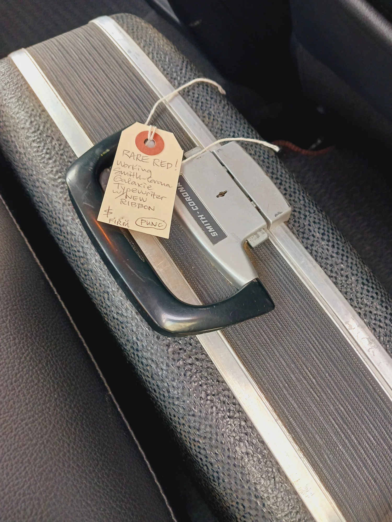 Molly Ovenden, Typewriter Poet (Giveaway Adventure Pt 2) — Paper Blogging