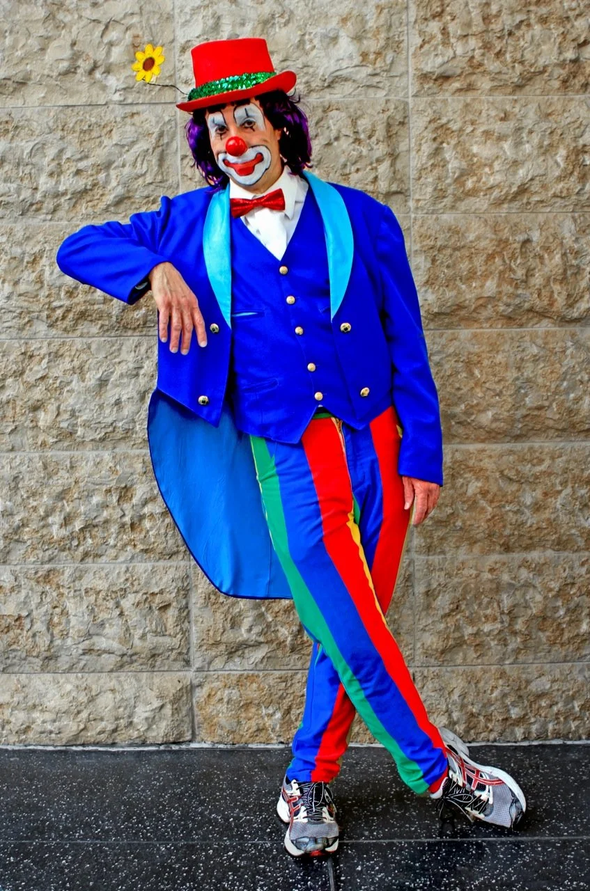 Mark Paskell Entertainment — Vita Perfetta