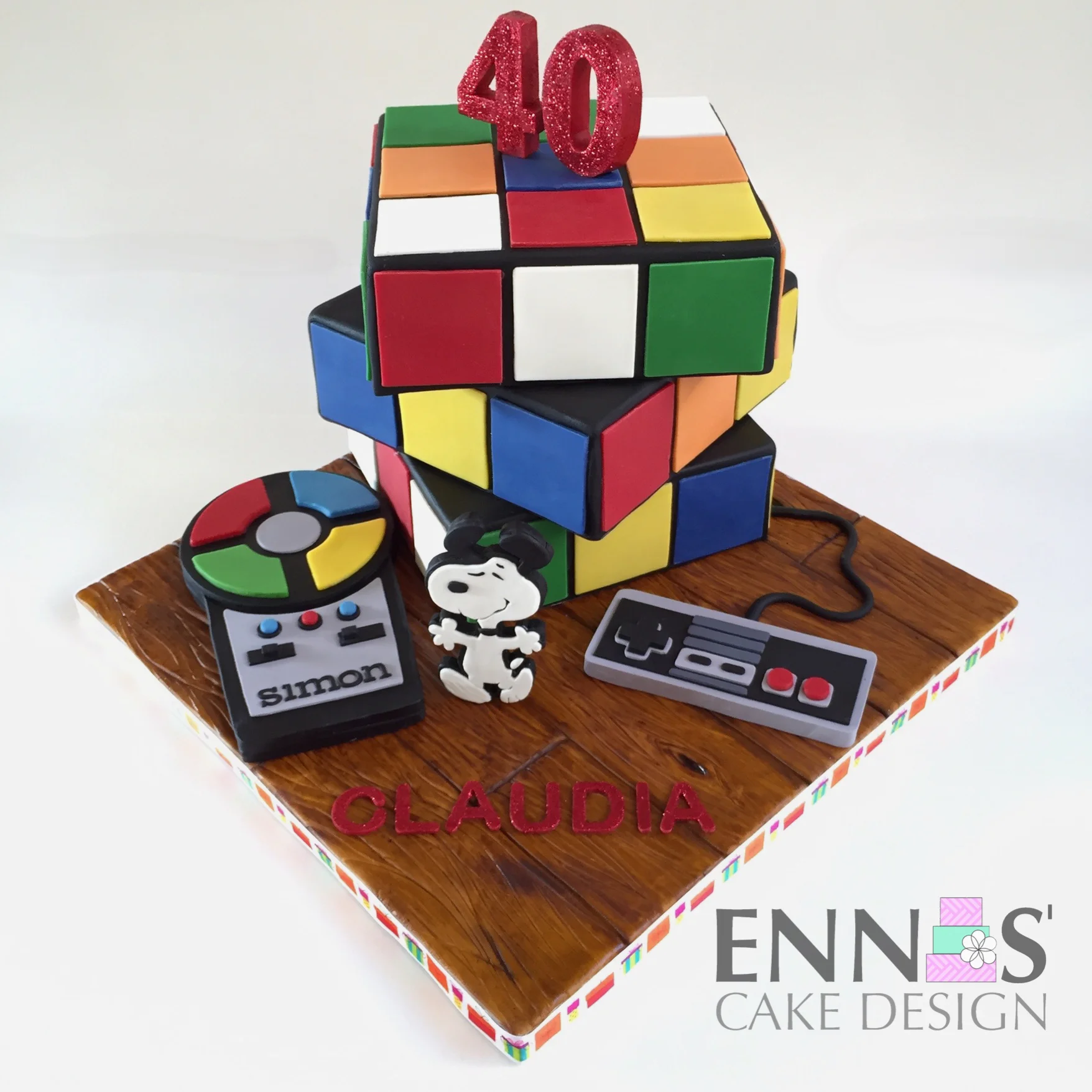 Moving Rubik's Cube Cake — Ennas' Cake Design