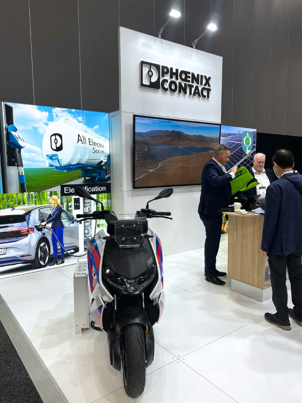 Phoenix Contact - Solar Exhibition Stands — Brand Dimensions