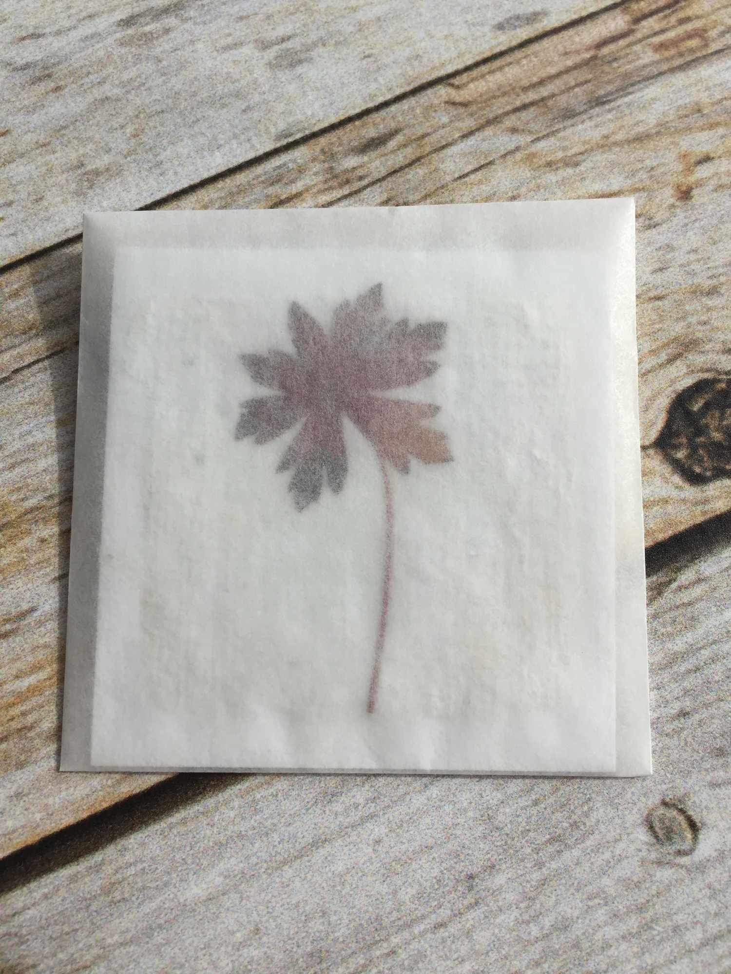 Autumn leaf handmade paper gift tag — WOODEN DECKLE