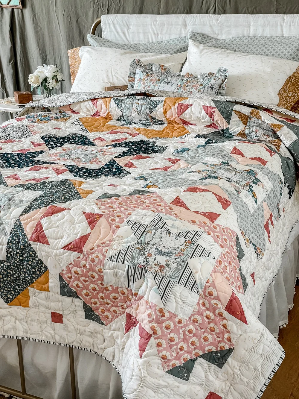 A New Look for the Castle Garden Quilt — Sharon Holland Designs