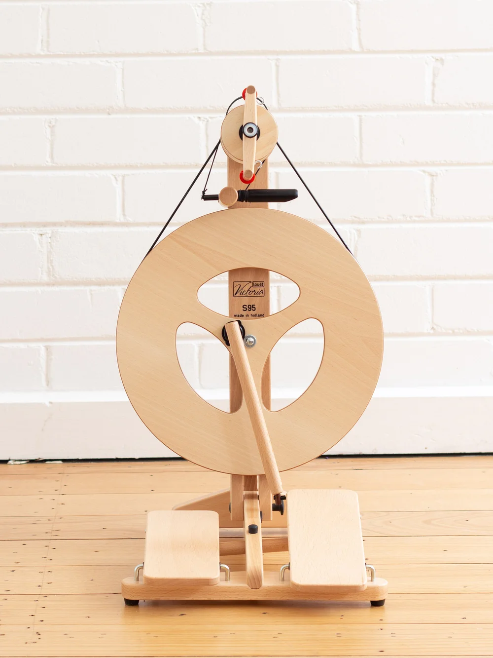 Louet S95 Victoria Spinning Wheel — Loom + Spindle