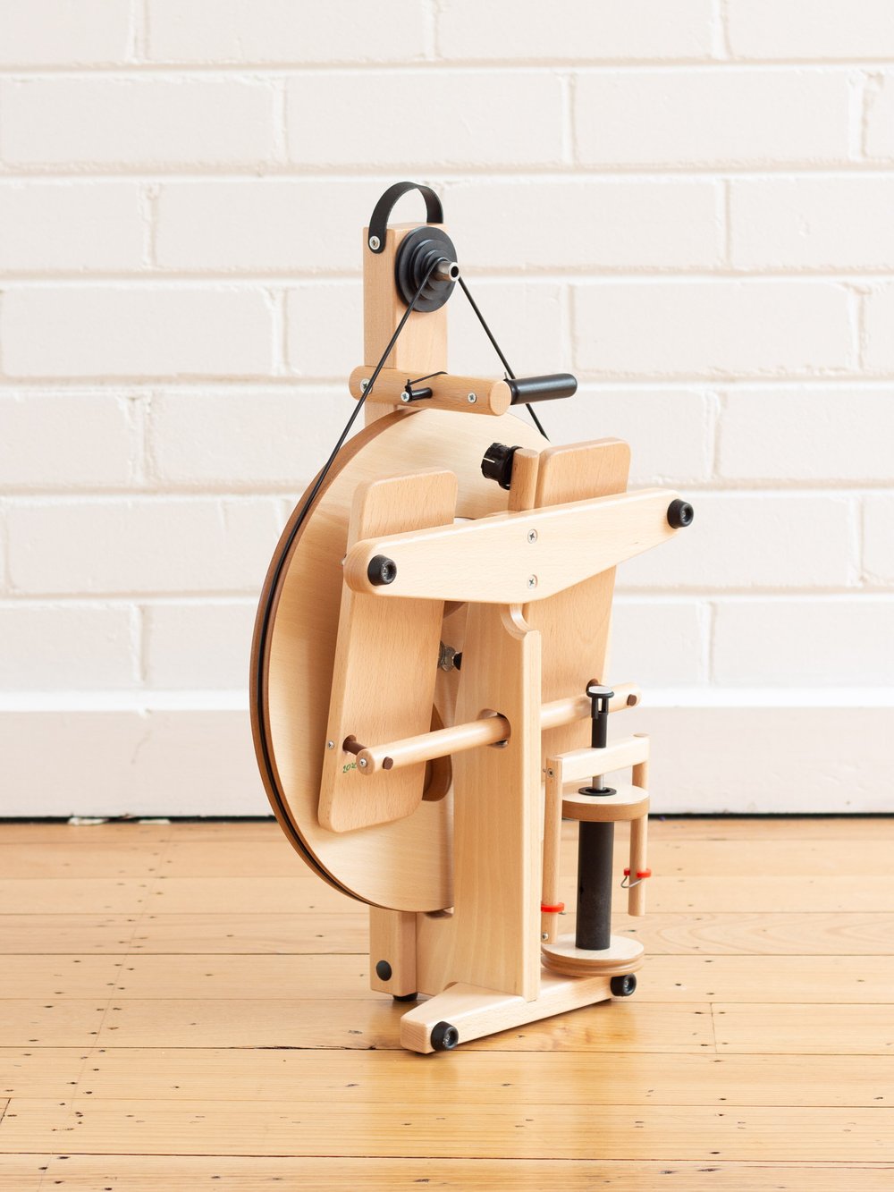 Louet S95 Victoria Spinning Wheel — Loom + Spindle