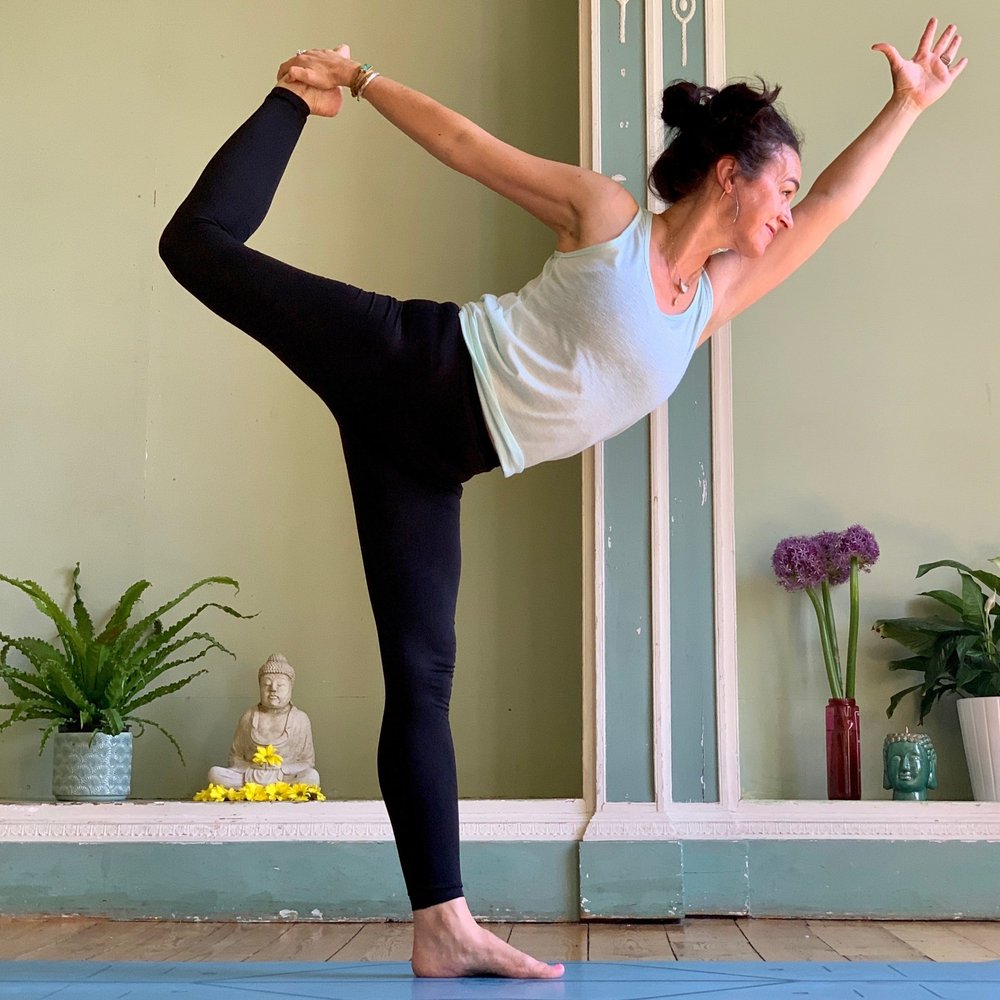 8 Essential Yoga Poses for Balance: Enhance Stability and Harmony — LOUISE BARTLETT