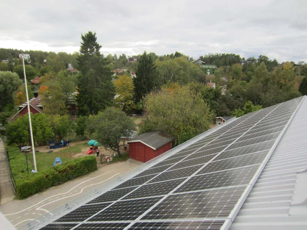 Referensprojekt — Paradisenergi AB | solceller | förstudie | projektering | upphandling