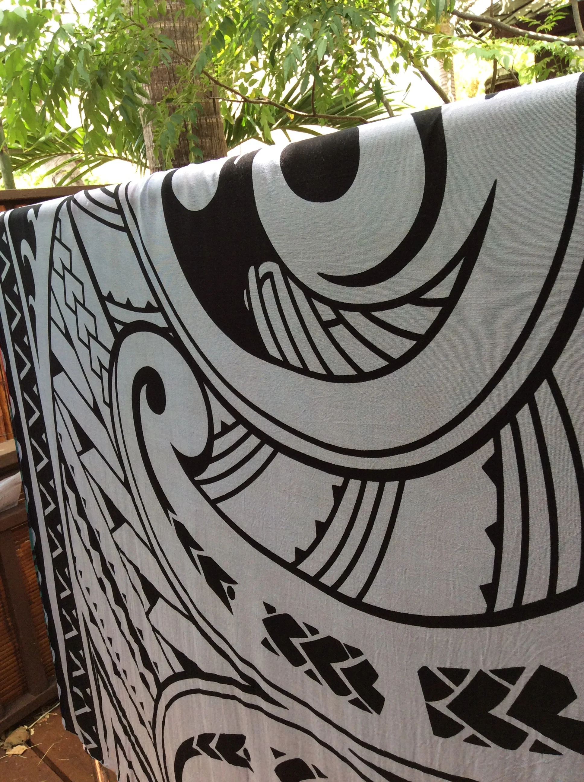 Tonga Standard Sarong — Casual Movements