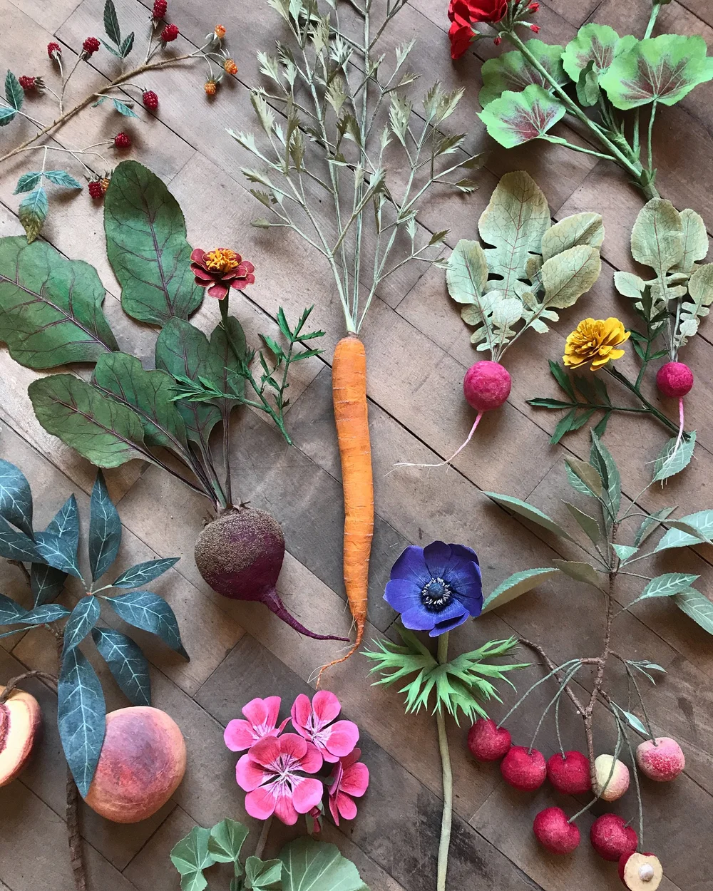 WOODLUCKER — paper food