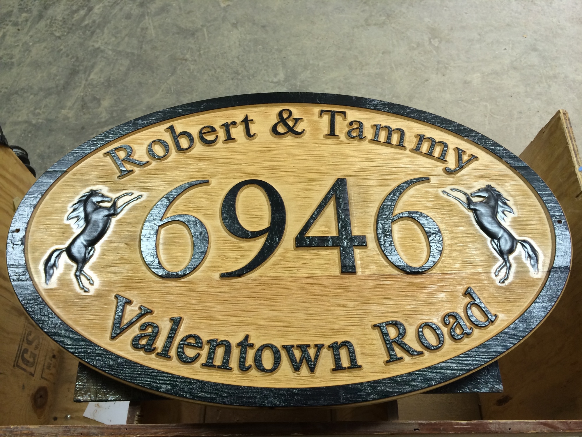 Custom Signs — NEWwoodworks