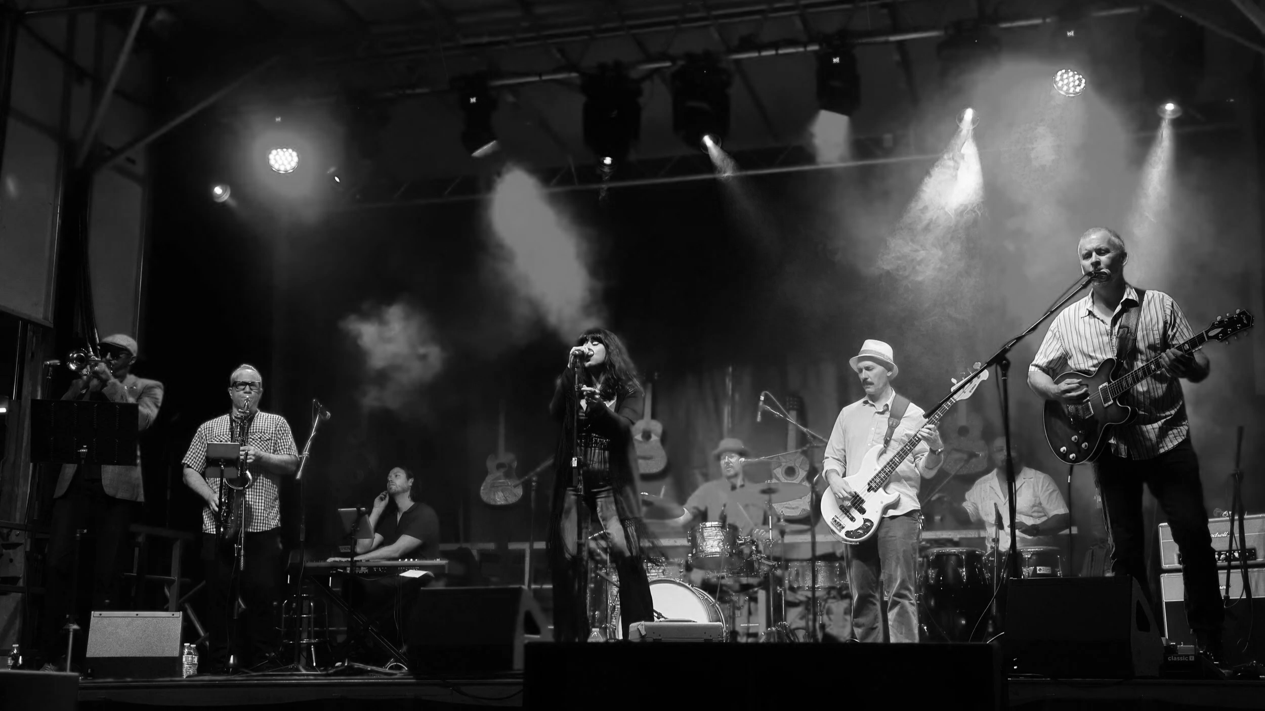 Ruby Velle & The Soulphonics