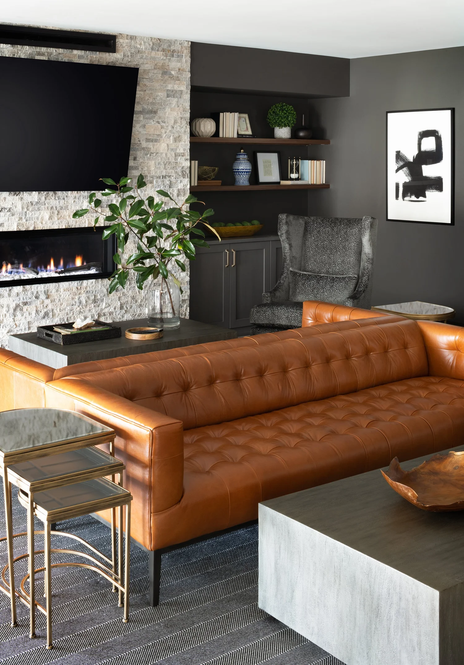 Vienna, VA Home Designed by Mariella Cruzado, Splendor Styling ...