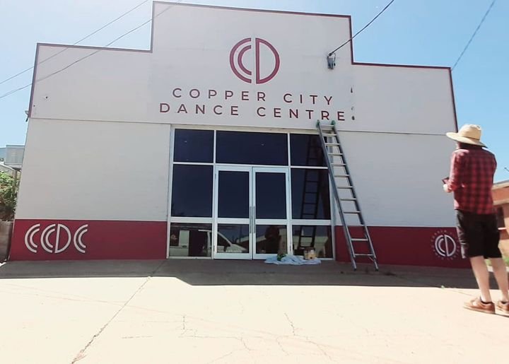 Handpaint Signs + Chalk Art — SOLID SIGNS DUBBO - Signs - Murals - Design