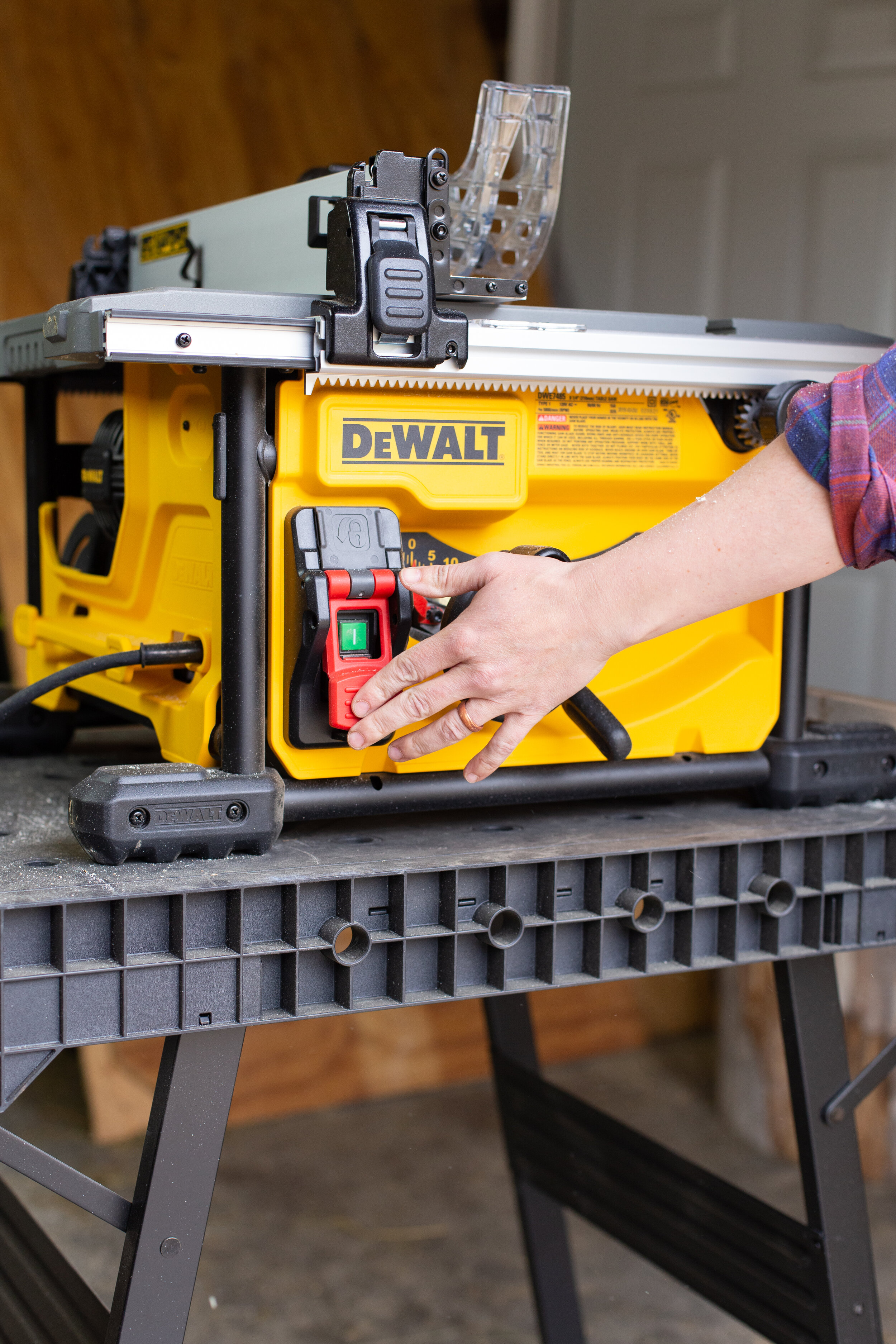 DeWalt Compact Jobsite Table saw and 33 in. Folding Portable Workbench ...