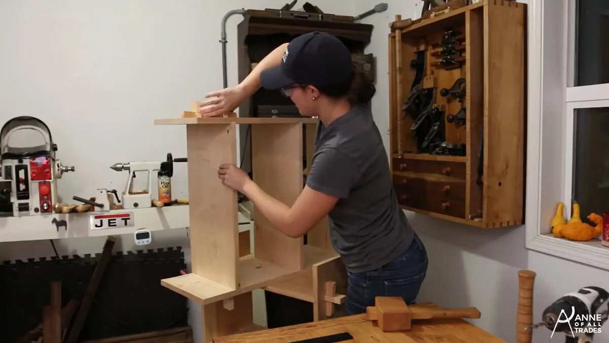 How to Build a Bookshelf in 7 Simple Steps - Tusk Bookshelf Build ...