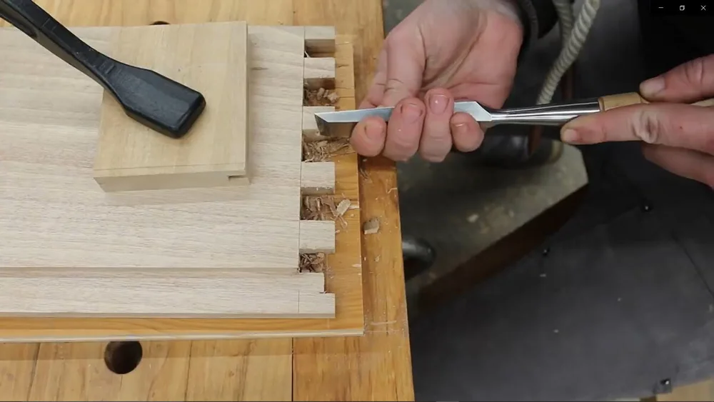 Cut a Dovetail Joint by Hand (Step-by-Step Tutorial) — Anne of All Trades