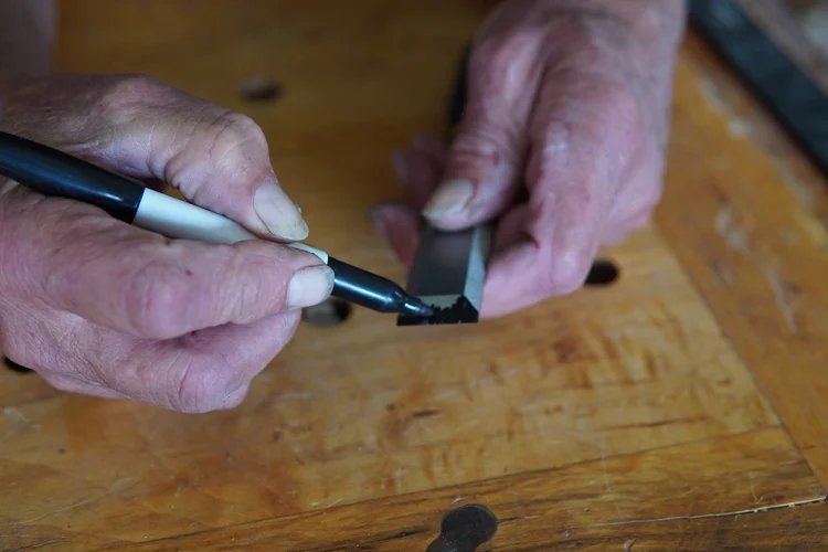 How to Sharpen a Chisel — Anne of All Trades