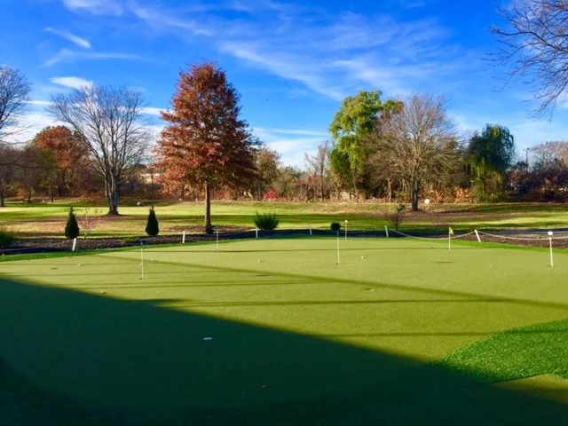 Practice Green — Anchor Golf Center