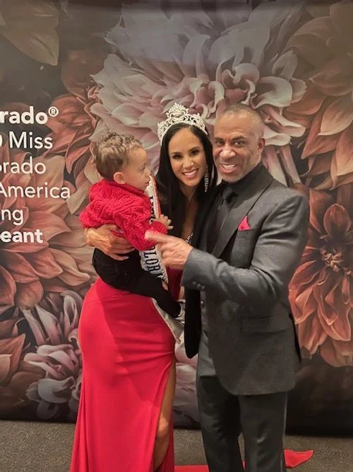 Mrs. Colorado — Mrs. COLORADO® & Miss CO for America