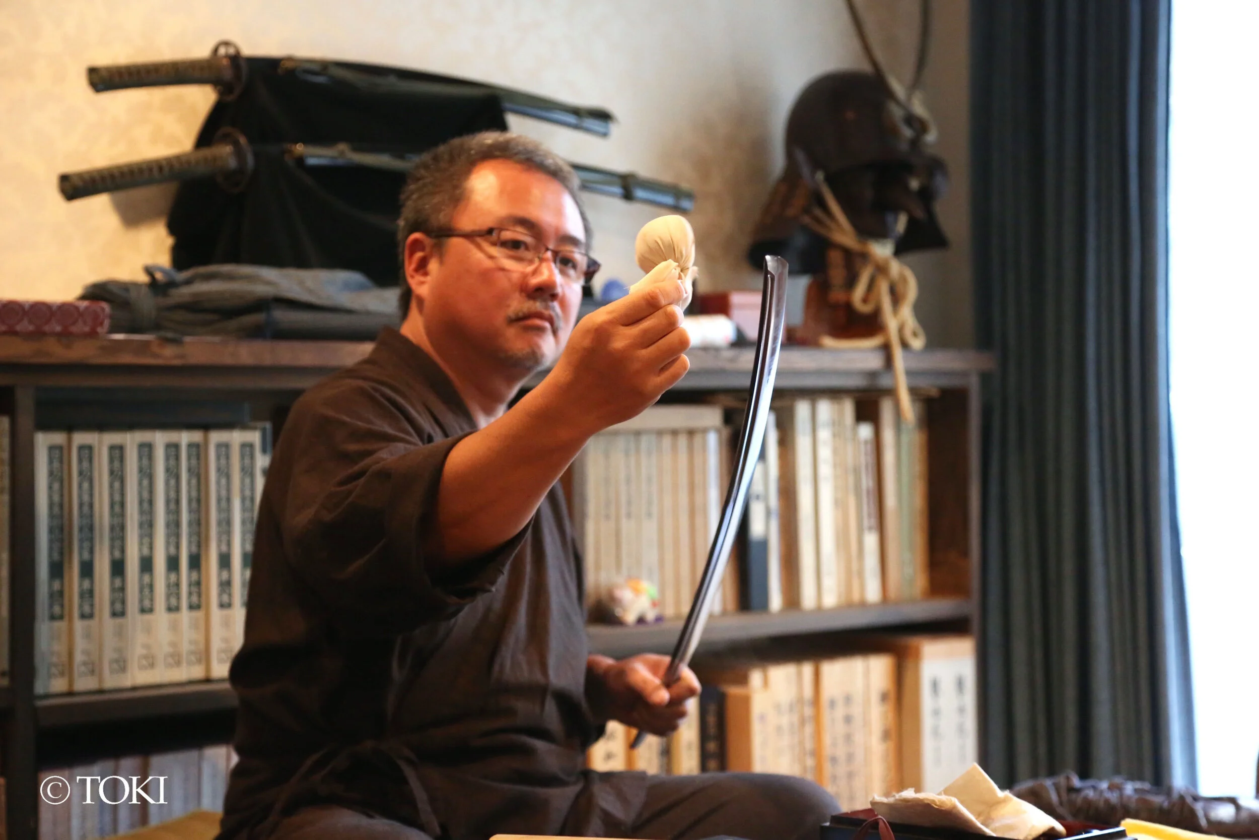 Witness the Ancient Process of Making a Katana Sword by Japan’s Premier ...