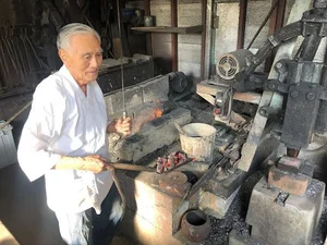 Witness the Ancient Process of Making a Katana Sword by Japan’s Premier ...