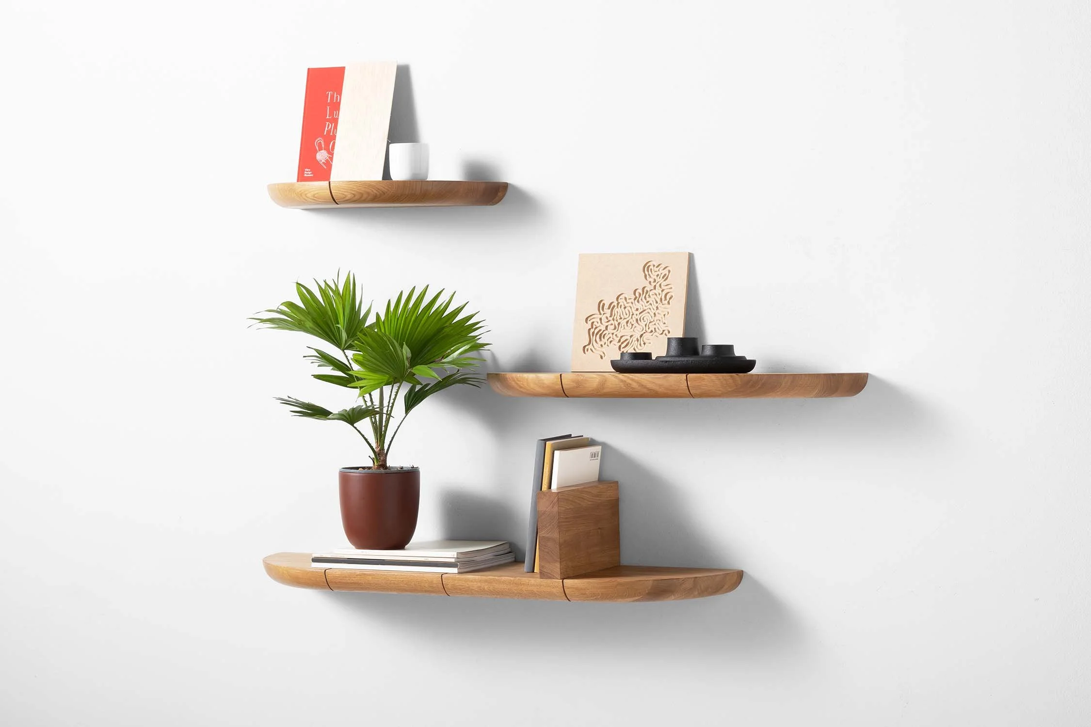 Paragraph Shelf | Floating Wall Shelves | EMKO