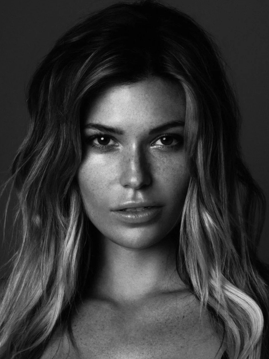 Makeup For Modeling Headshots | Saubhaya Makeup