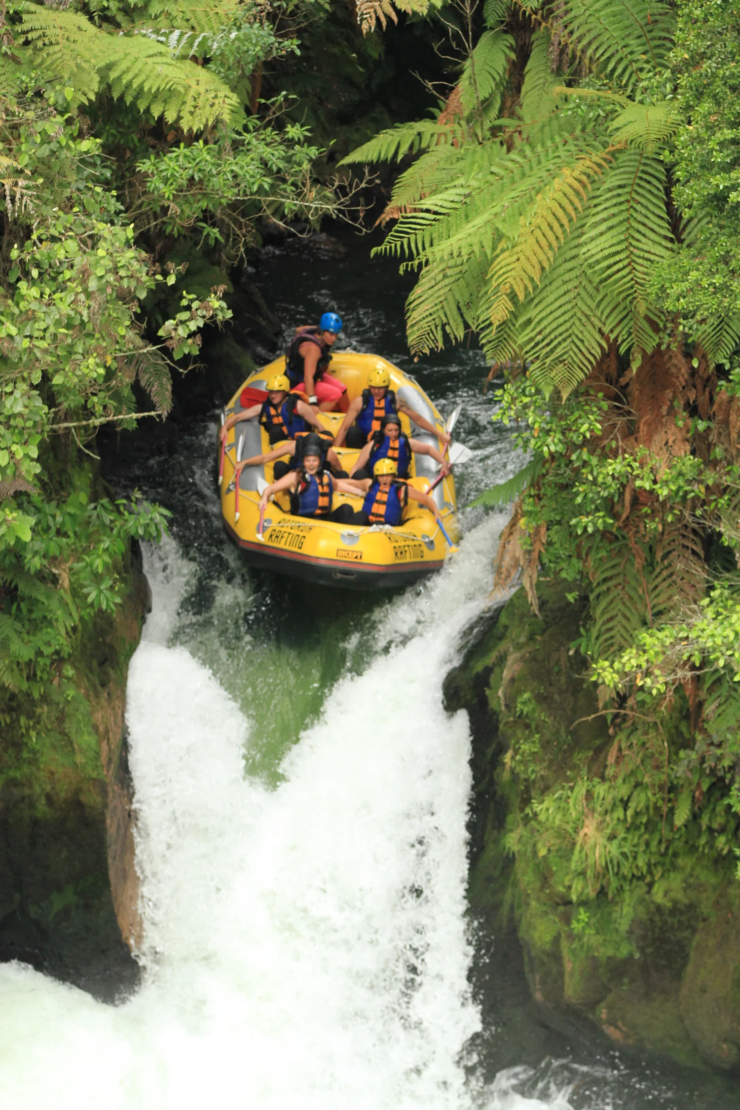 10 outdoor highlights doable in 10 days from Auckland to Wellington ...