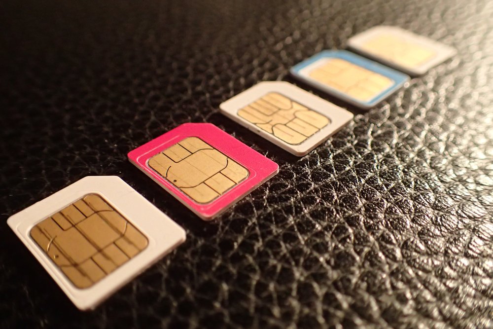 7 Tips for SIM Card Use Abroad (How to Avoid Roaming Charges ...