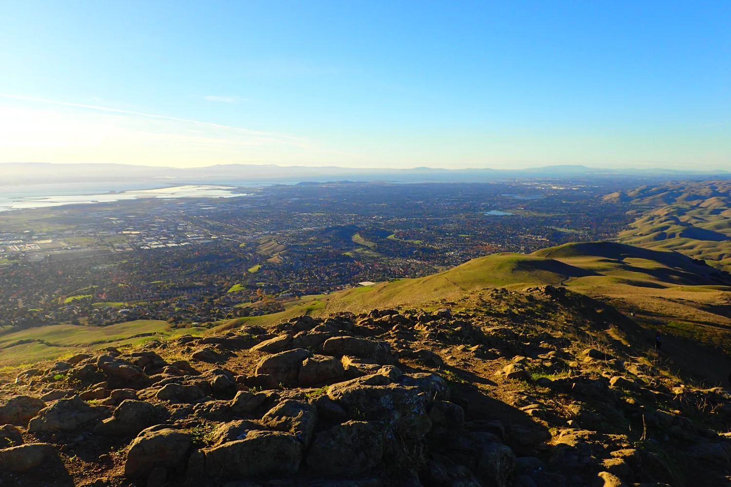 Climbing Mission Peak, California: Celebrating My Travels Back on U.S ...