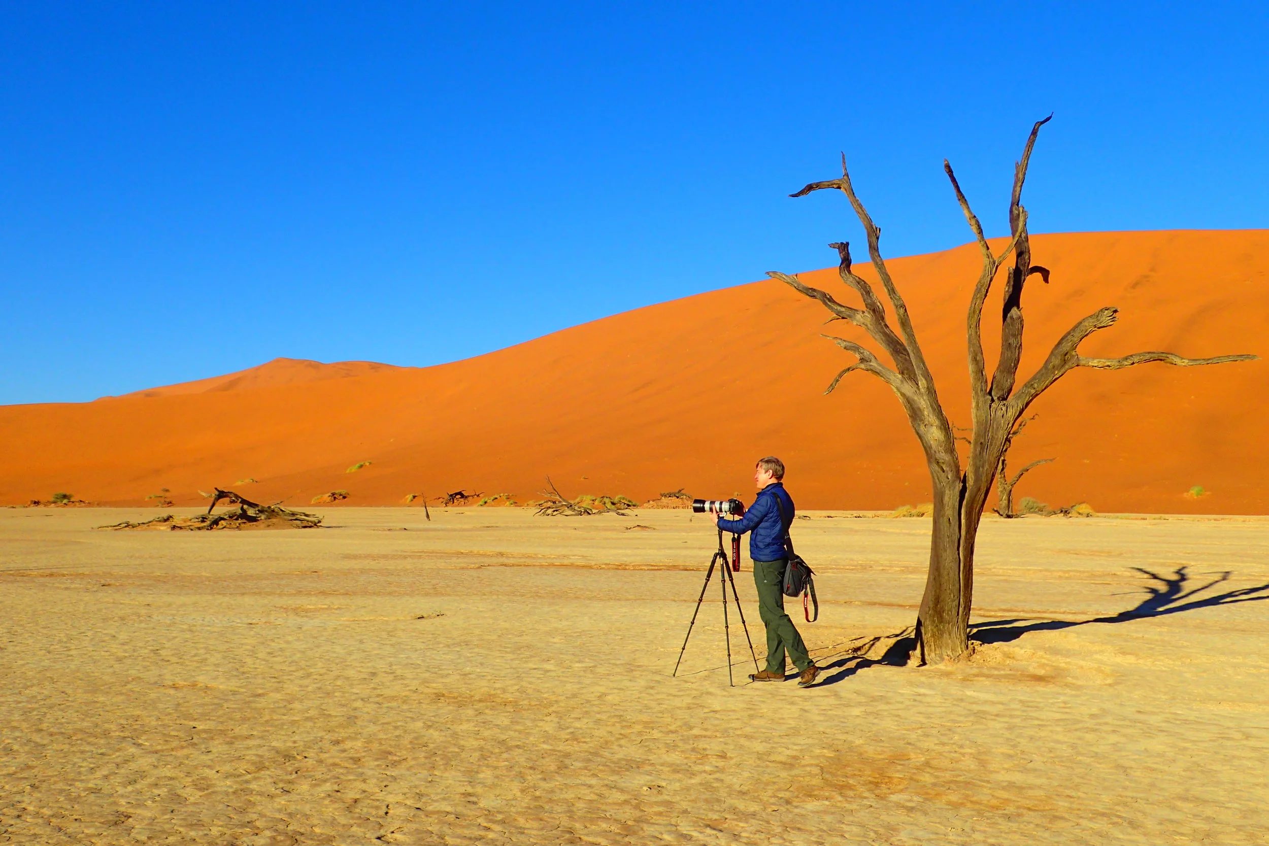 Photographing Namibia's Deadvlei As A Solo Traveler — Deviating the Norm