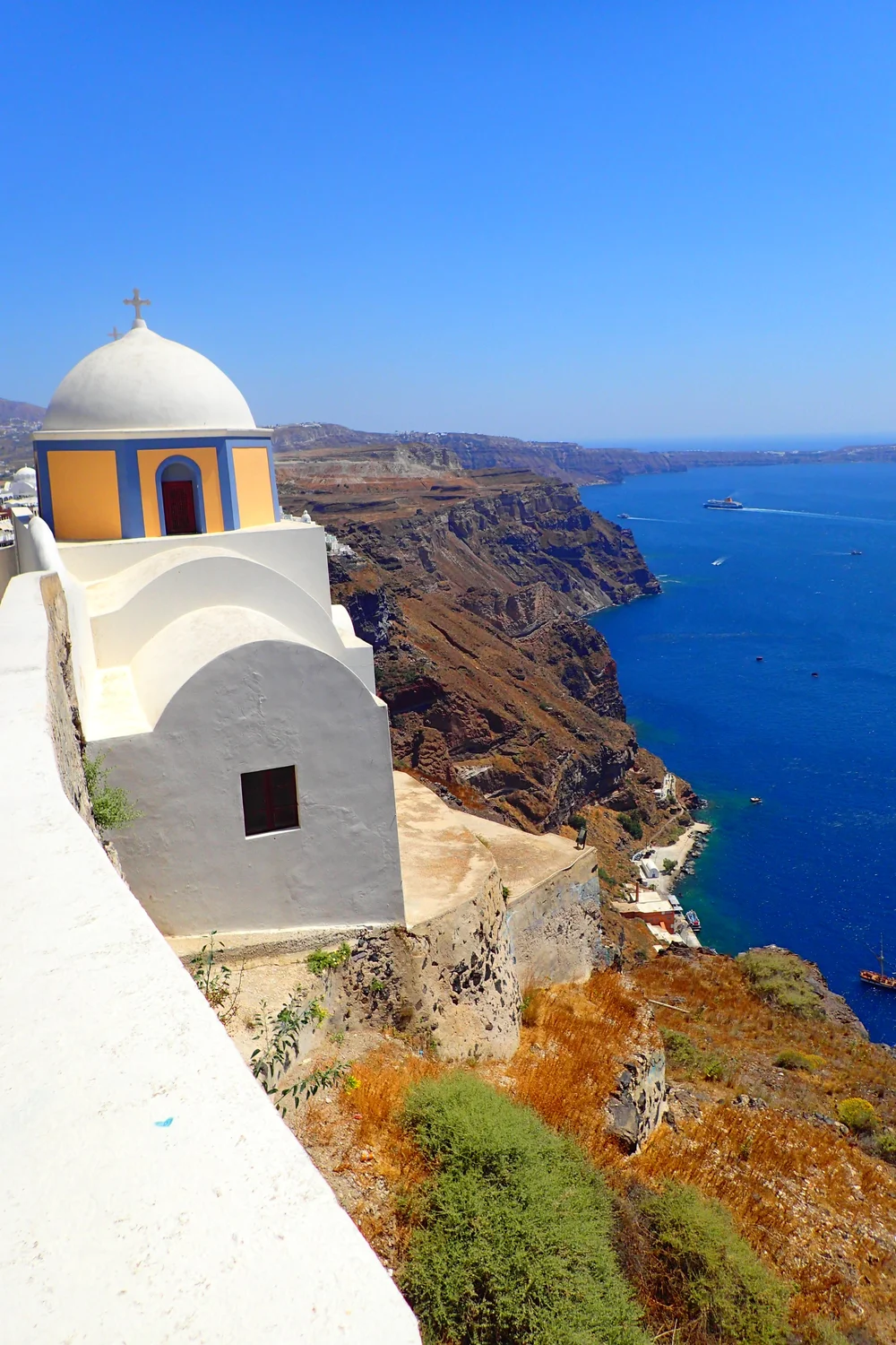 Guide to the Fira to Oia Hike in Santorini, Greece — Deviating the Norm