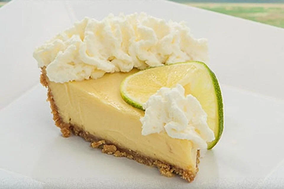 Where to Eat the Best Key Lime Pie in Key West, Florida — Travlinmad ...