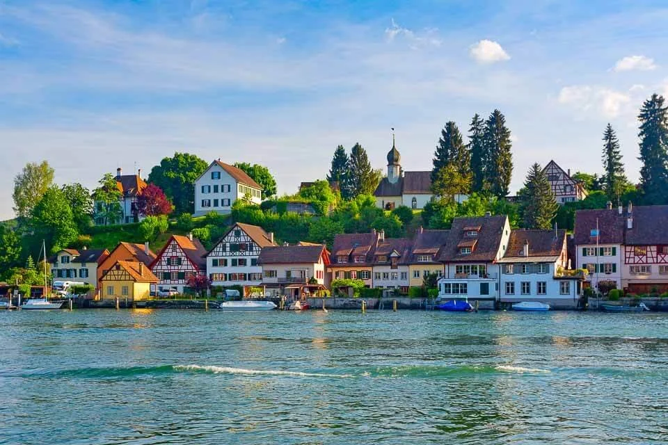 18 Enchanting Villages in Switzerland You Have To See to Believe ...