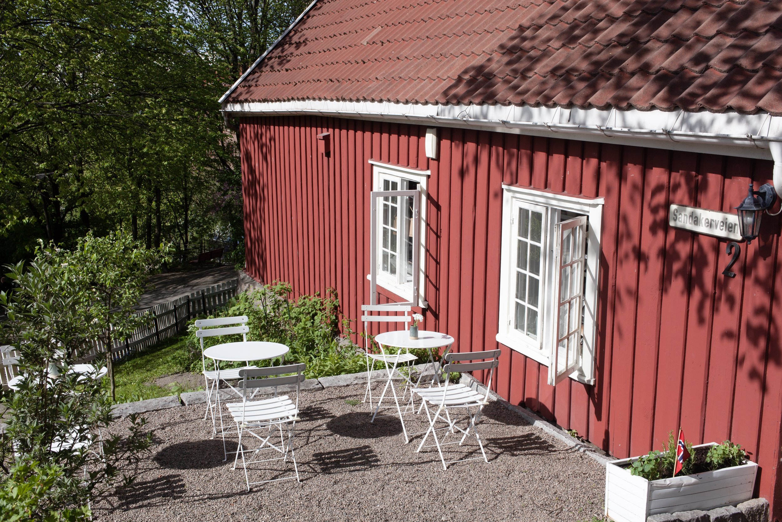 Hønse-Lovisas hus — Anne på landet