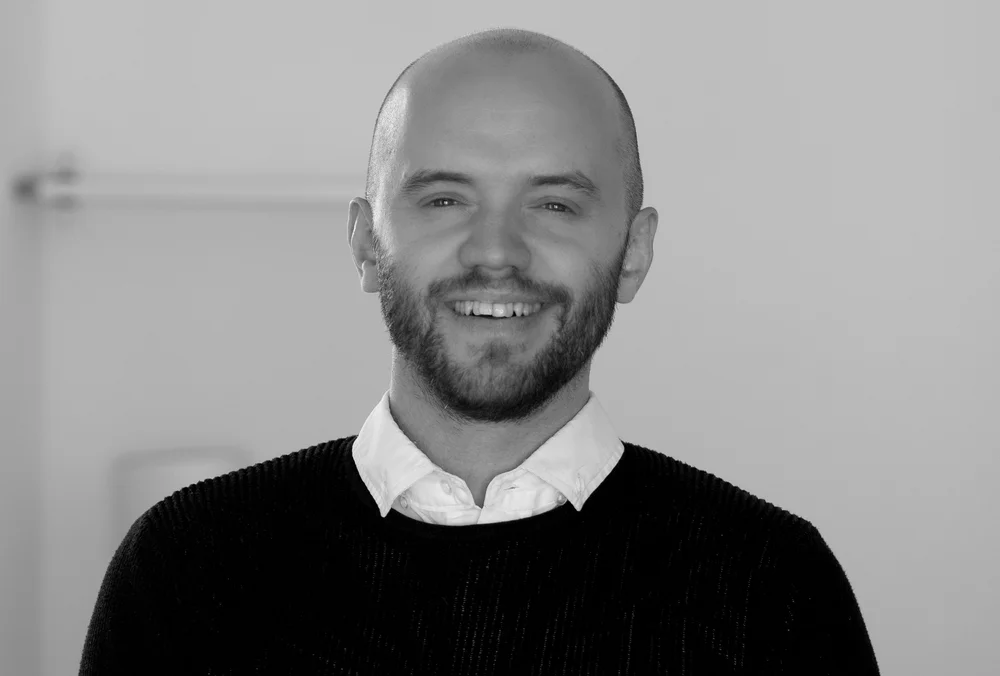 Meet the Artists // Simon Knighton curates — nonclassical