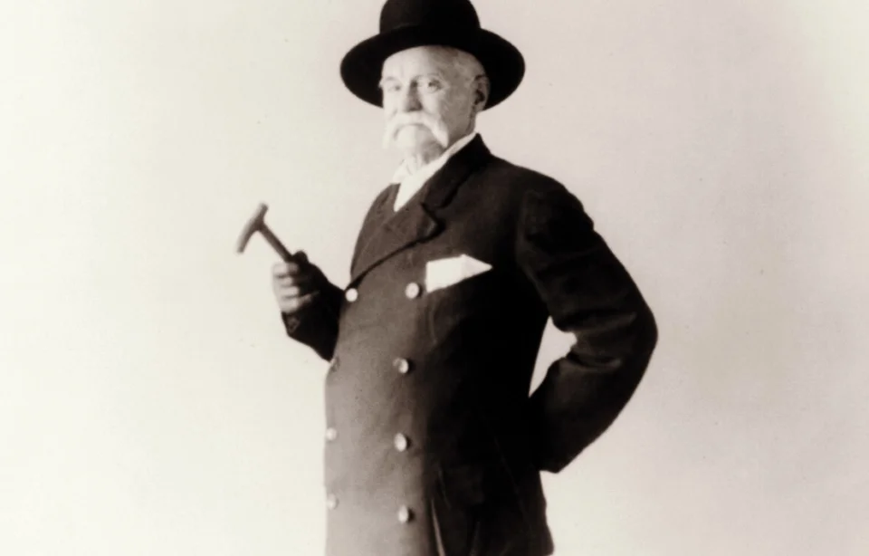 The Vintage Hiking Depot.