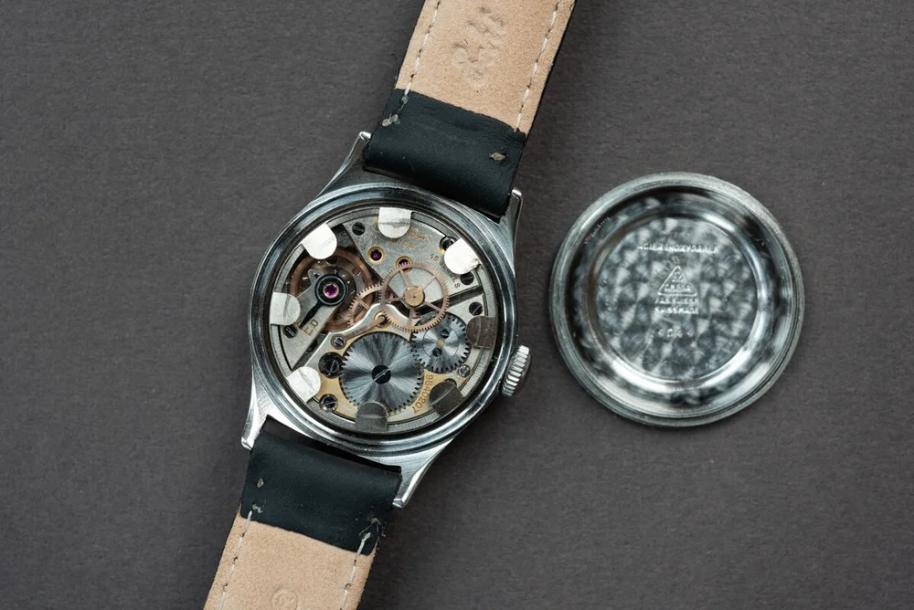 Omega Black Dial Ref -2391-10 Vintage 1947